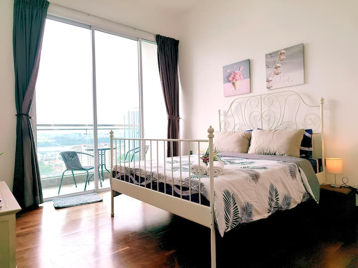 Lovely Studio/1 Bed Condo-pool/gym/free Parking - Yishun