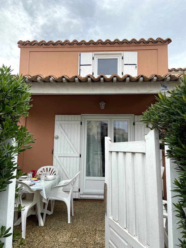 Villa à 400 M De La Plage. - Occitania