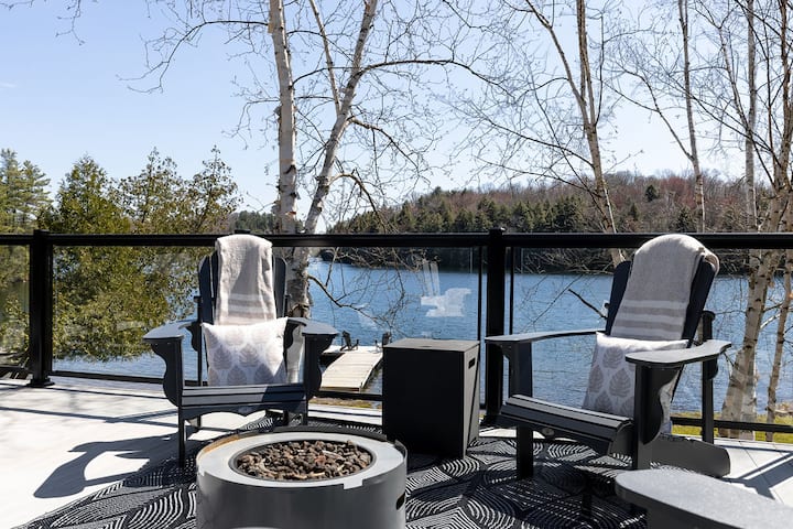 Lakeside Muskoka Haven: Premium Cottage With Sauna - Huntsville