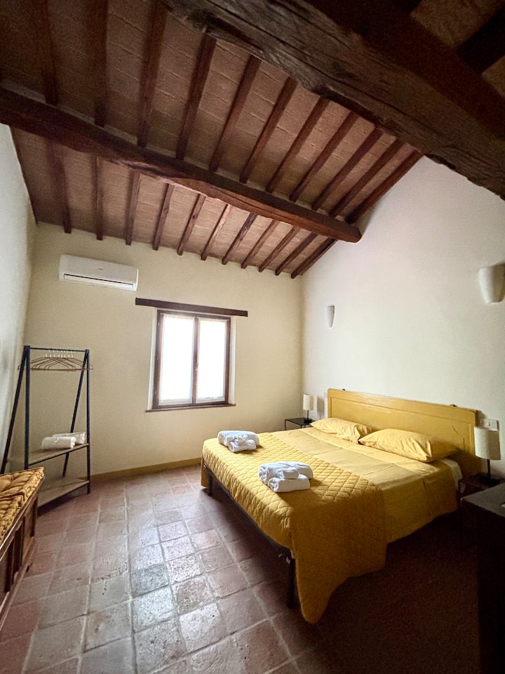 Farmhouse Near Cortona And Montepulciano - Castiglione del Lago