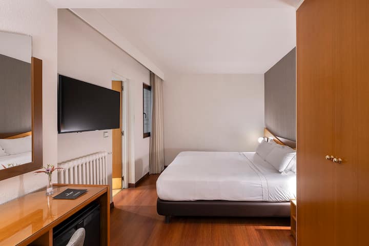 Doble Interior Desayuno Incluido - Hotel L'isard - Andorra la Vieja