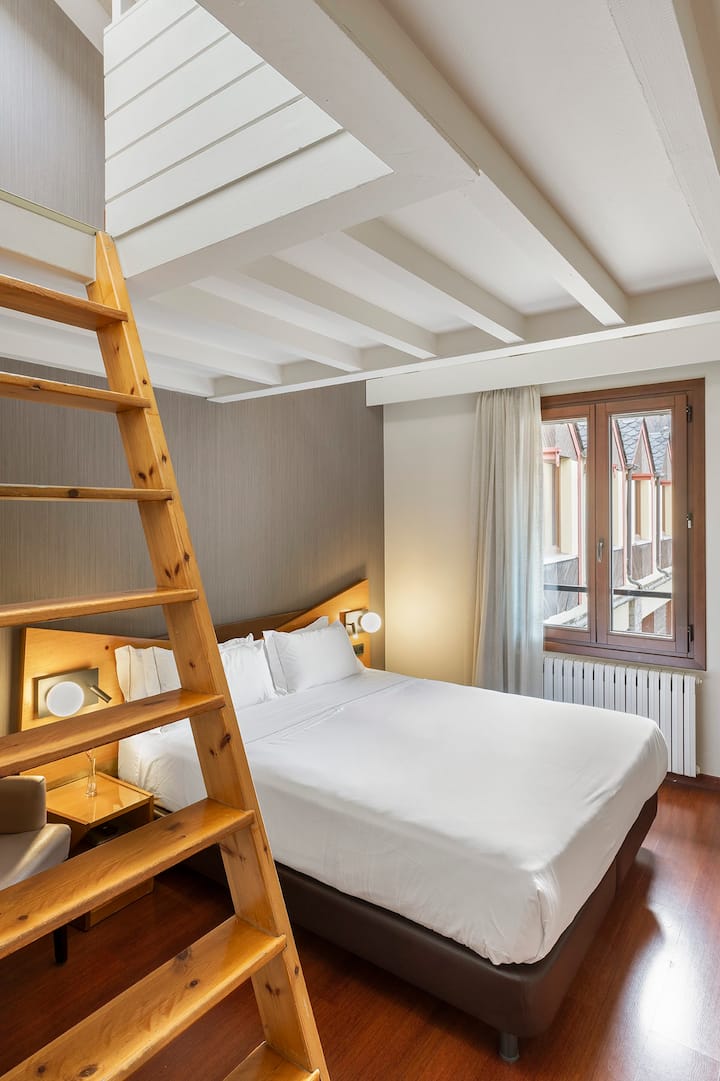 Triple Desayuno Incluido - Hotel L'isard - Andorra la Vieja