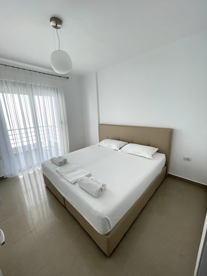 Apartment With Sea View - Ksamil