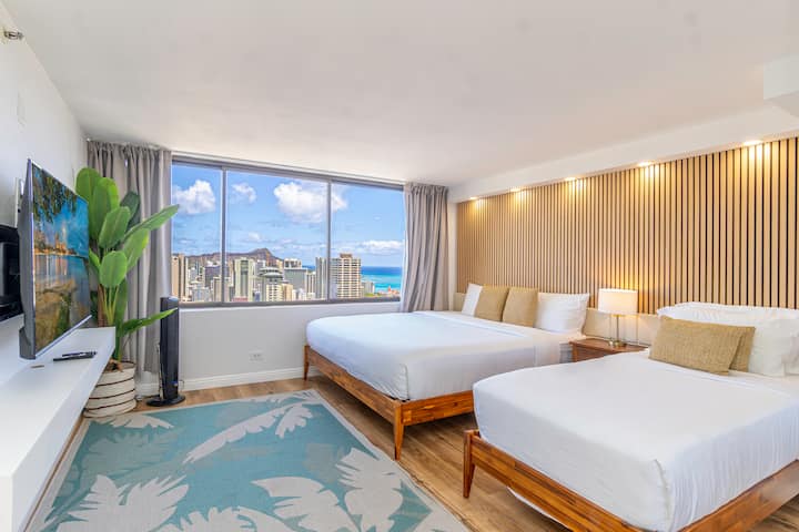 2 Bedroom Penthouse New Upgrade Oceanview Sleeps8 - Honolulu, HI
