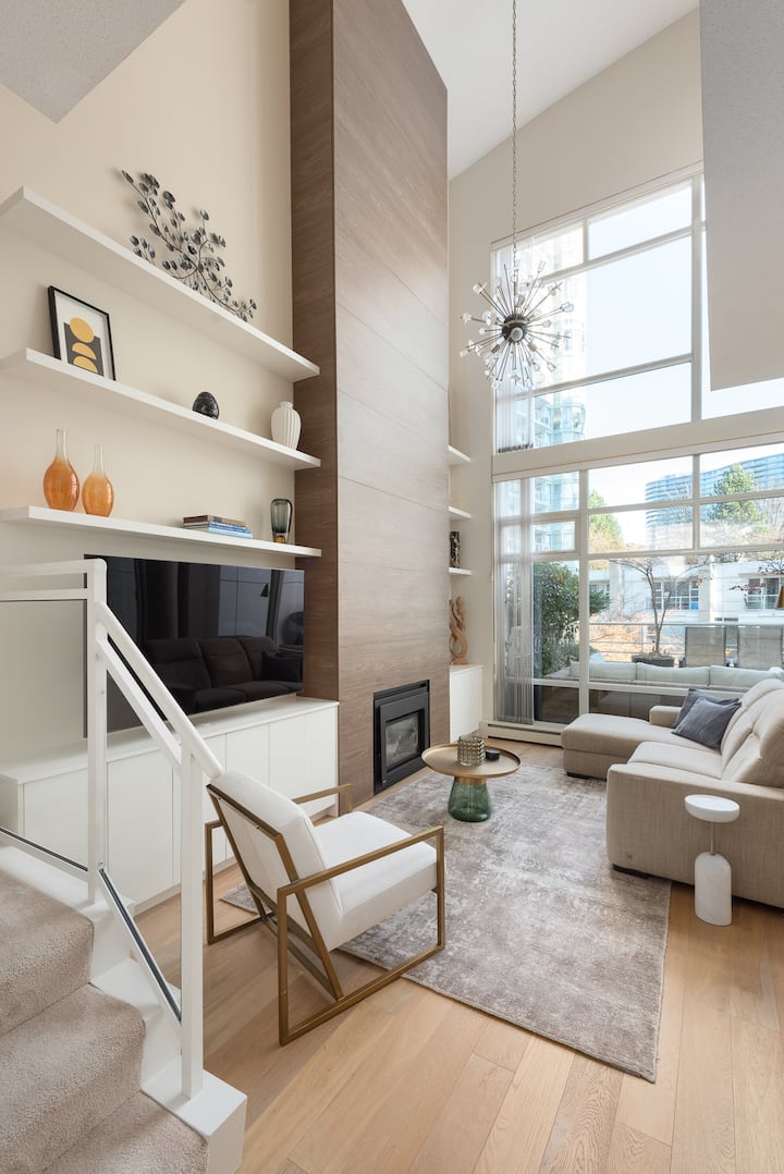 Live Like A Local - Vancouver