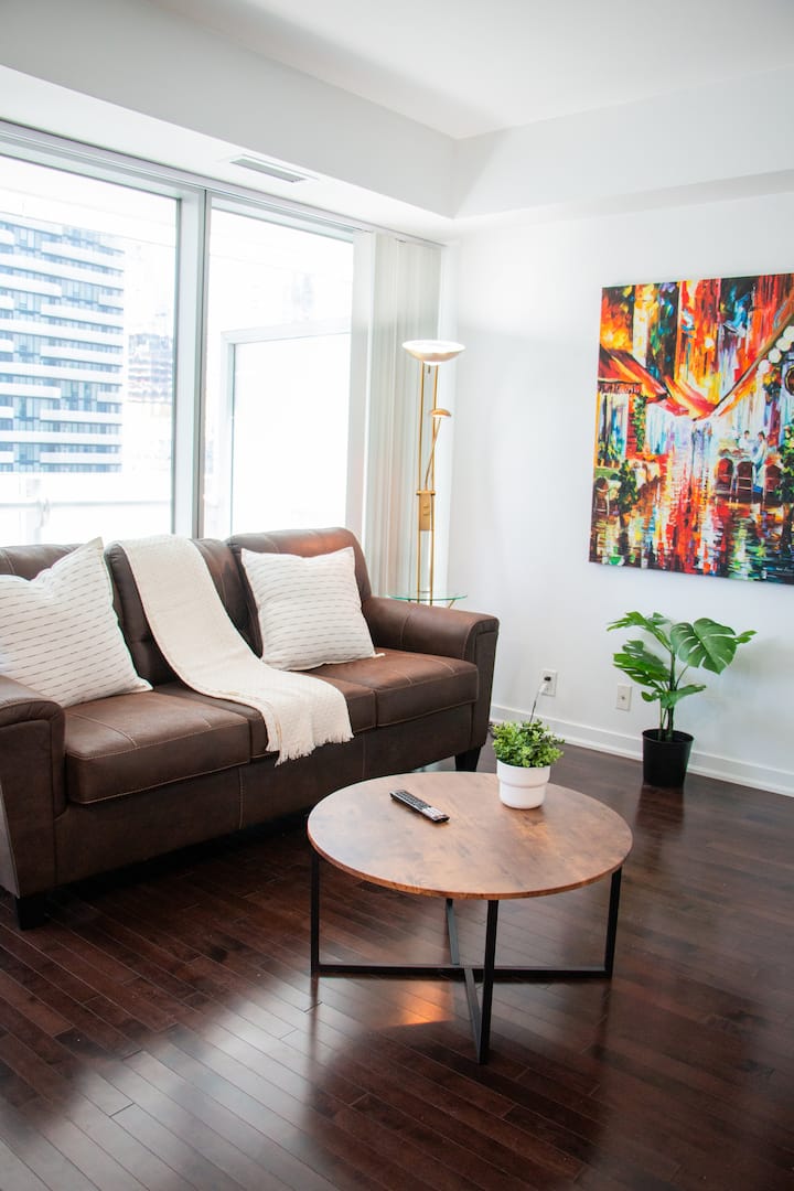 Waterfront 1br Condo - Ent. District + Lakeview - Toronto
