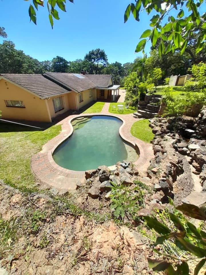 Graceland Of Folyjone - Harare