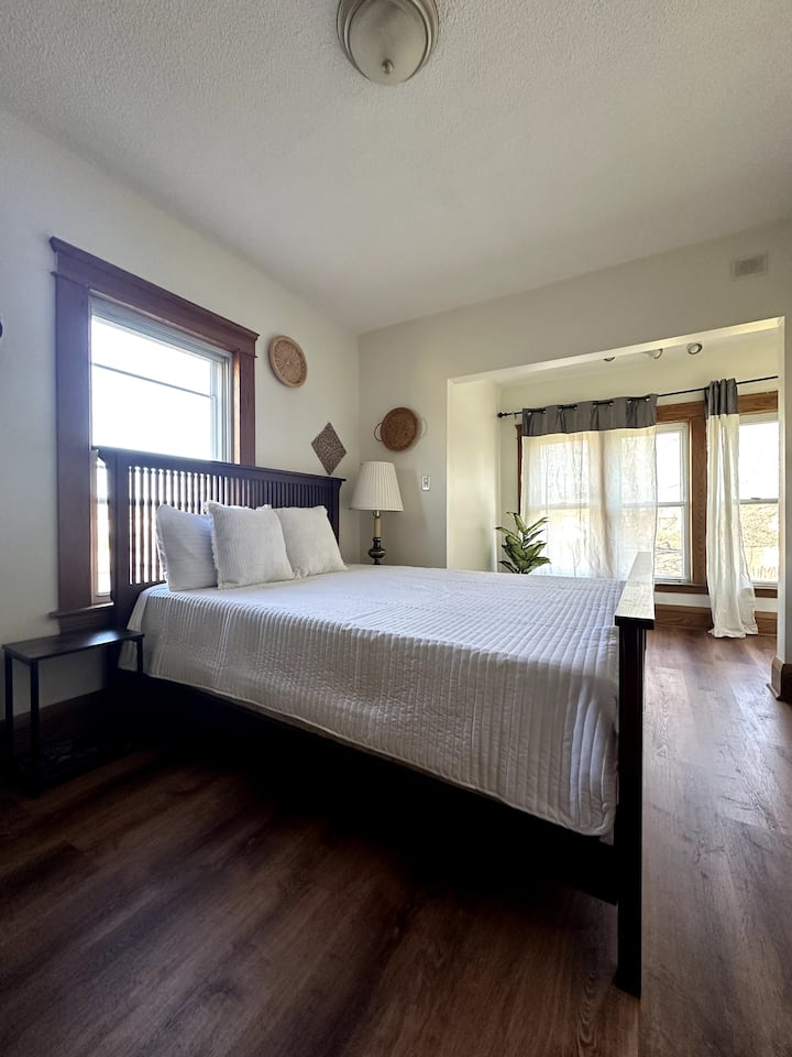 The Magnolia: Home Away From Home - Cleveland, OH