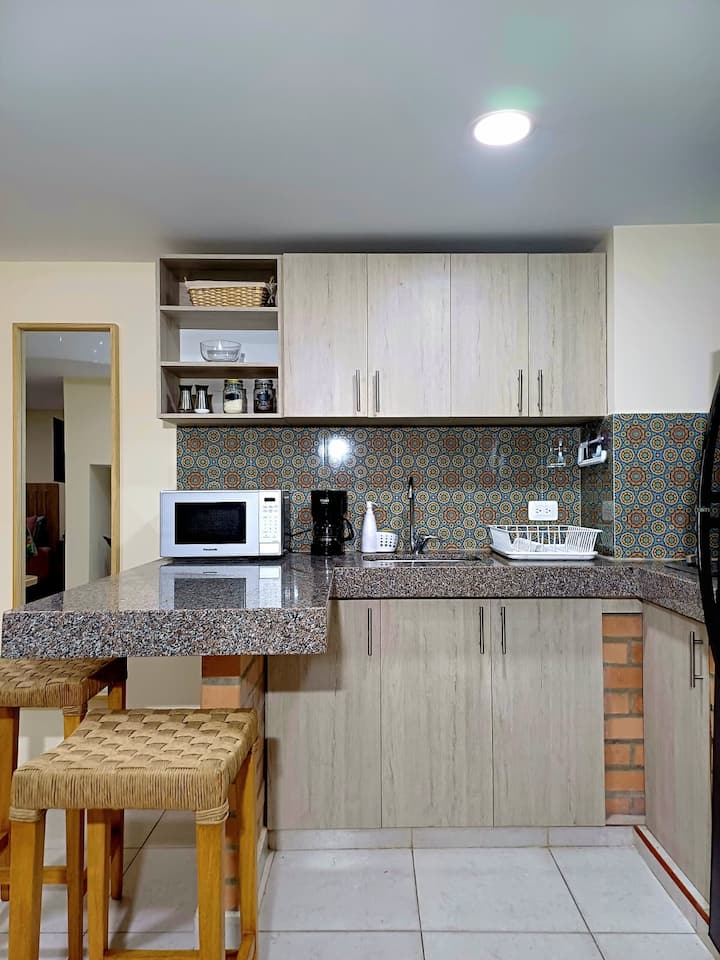 101 Spacious,  Safe And Great Location! - Cali