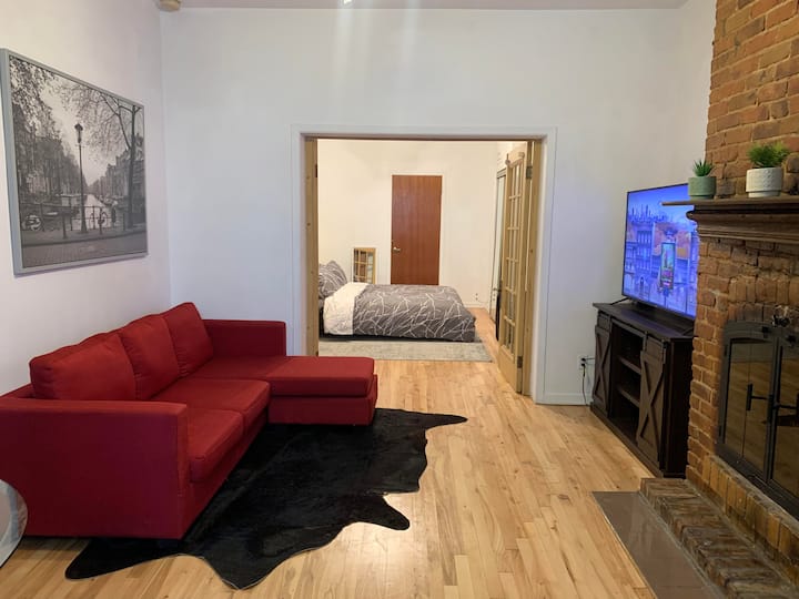 Downtown Charming 2 Bedrooms - Montreal