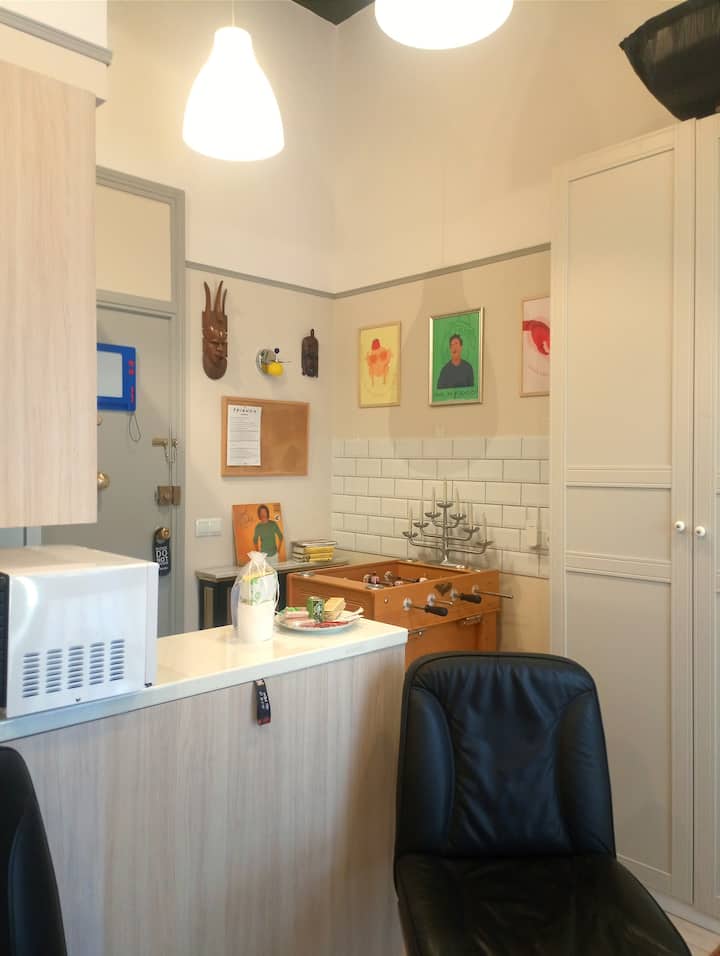 F·r·i·e·n·d·s Tiny House  - ¡Joey Y Chandler! - Madrid