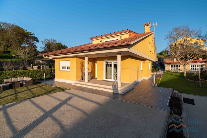 Casa Eira De Arriba - By Entrerías - Bueu
