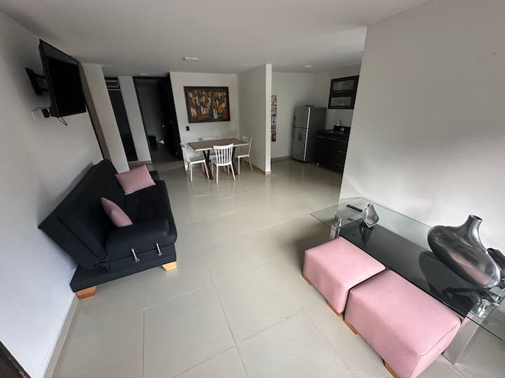 Acogedor Apto 2 Habitaciones En Laureles, Medellin - Medellín