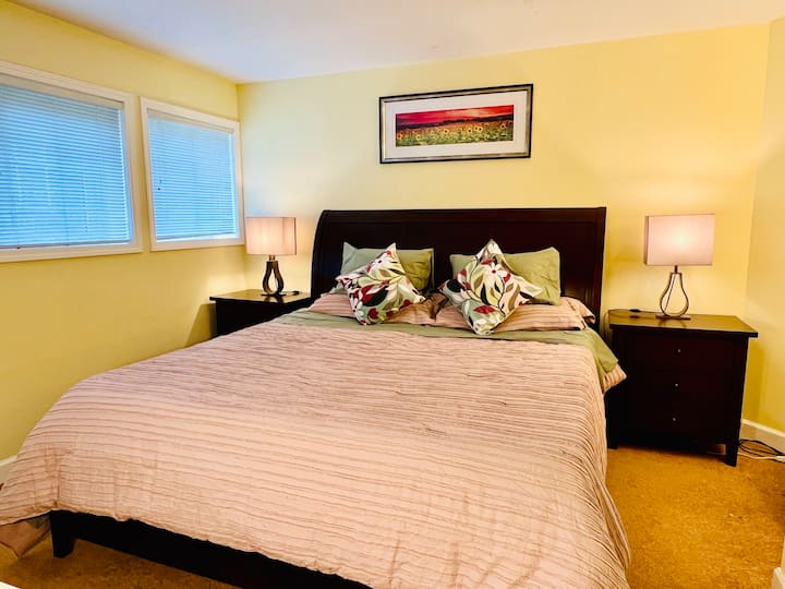 Ideal For Ubc, Visit And Recreation! - Vancouver