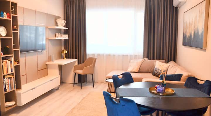 City Flat Near Bulgaria Mall Self-check In - Sofia