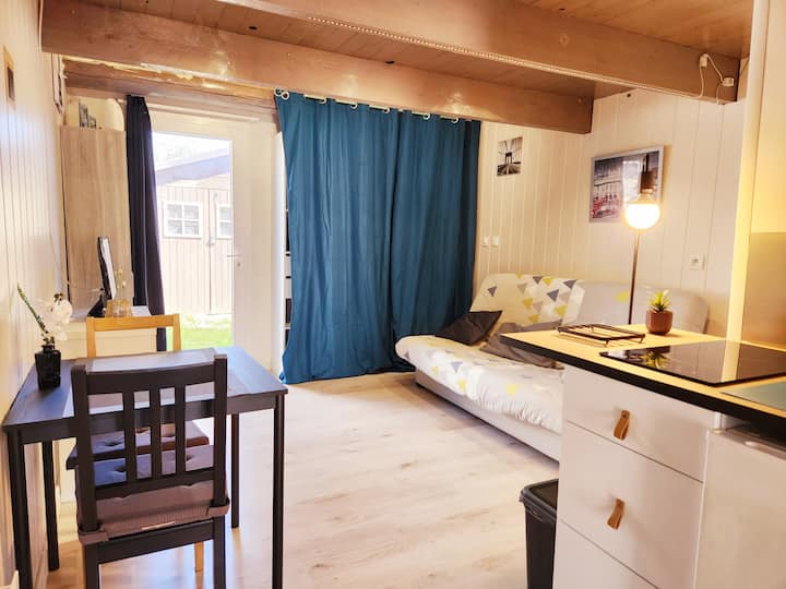 Studio Bas De Villa
1 Lit En 140 Et
1 Clic Clac - Fos-sur-Mer