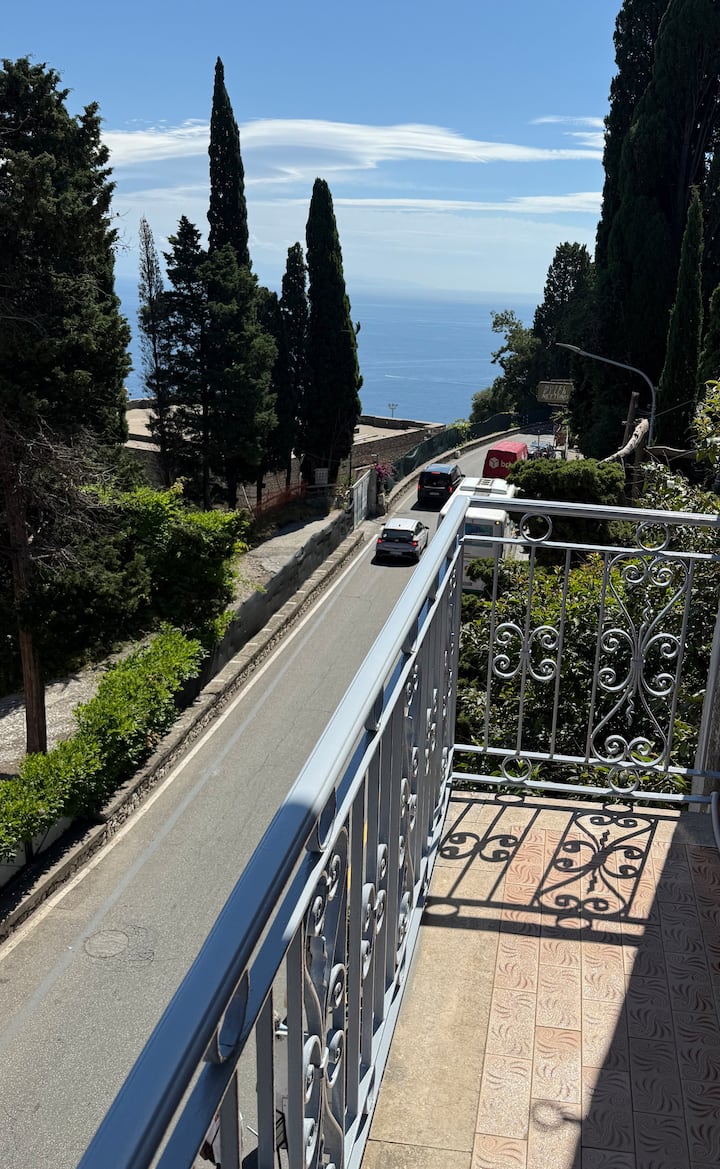 Porta Messina Rooms Con Vista 1 - Taormina
