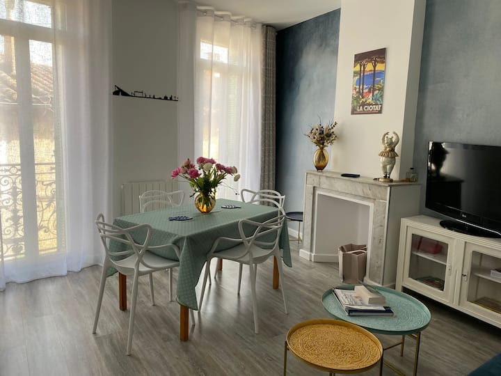 Beau T2 Central Lumineux - Clim - La Ciotat