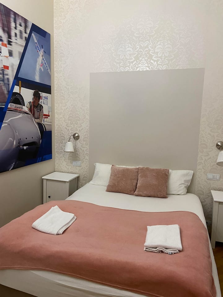 The Cream Triple Room - Budapest