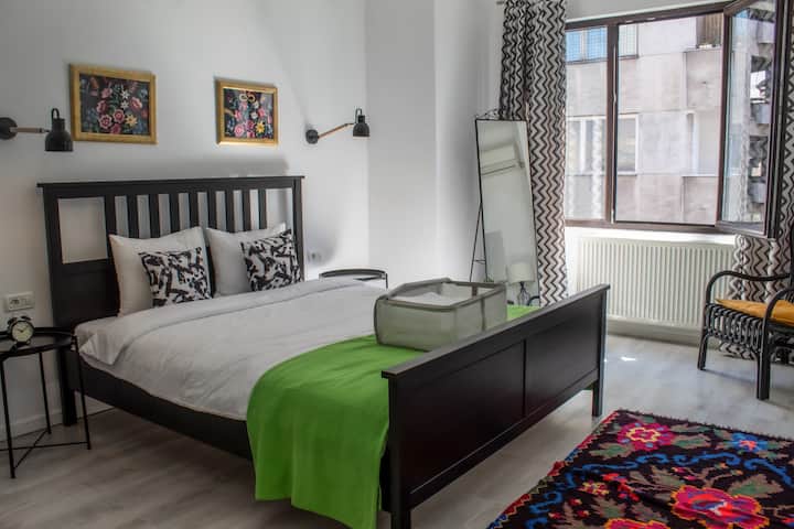 Domus Old Town Retreat – Cozy & Central - Bucharest