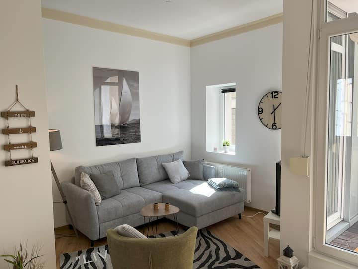 70 Qm Gemütlichkeit, Zentral & Ruhig Mit Balkon - Duisbourg