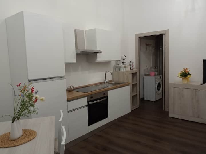 Voyager…
Appartamento In Centro A Cagliari - Cagliari
