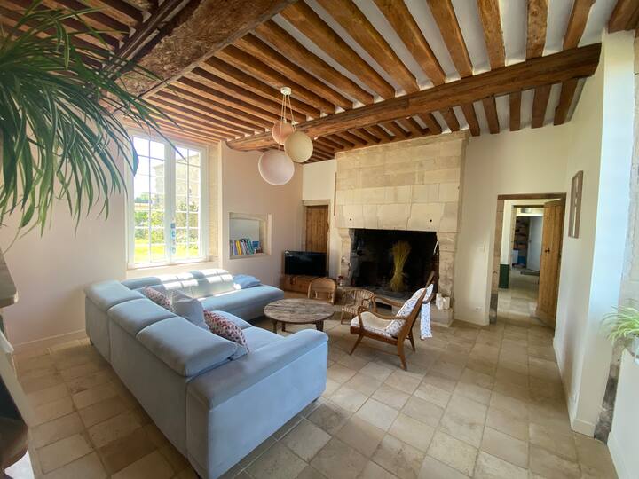 Beau Manoir Normand, Entre Caen Et Cabourg - Cabourg