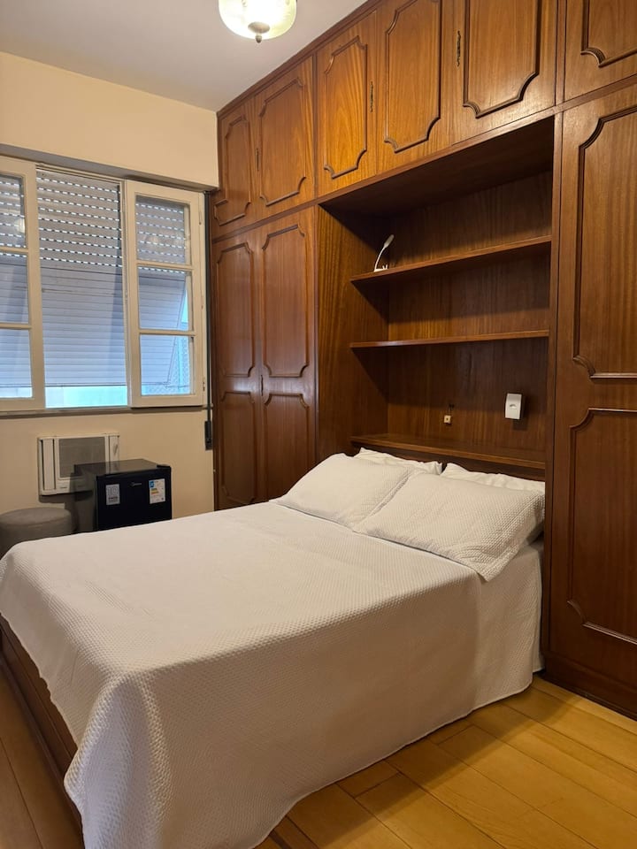 Copacabana - Suíte Privativa - Praia - Rio de Janeiro