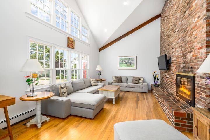 Sand And Land! Tennis & Water Access! - 查塔姆