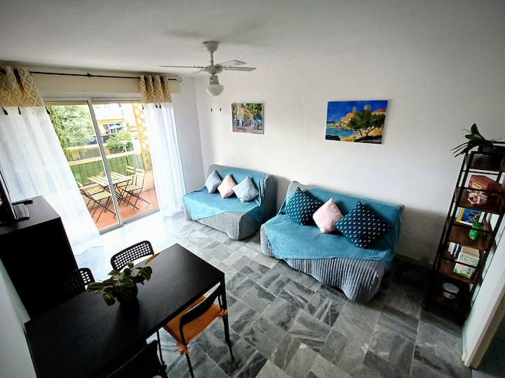 Agréable, Central, Avec Balcon, Proche Plages - Antibes