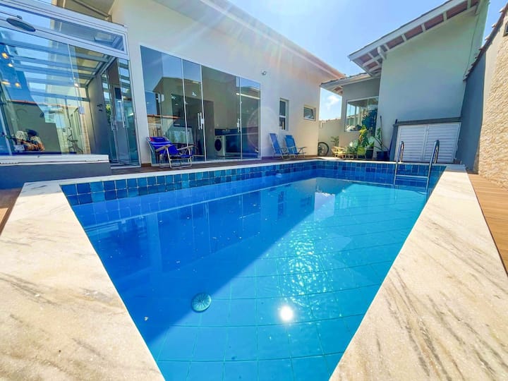 Casa Com Piscina A 500m Da Praia De Caraguatatuba - Caraguatatuba