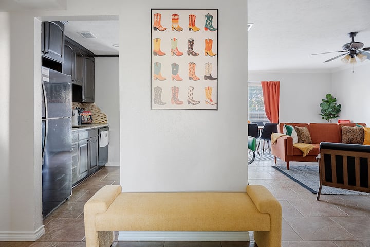 Cowboy Casita: Game Room+patio+firepit- The Colony - The Colony, TX