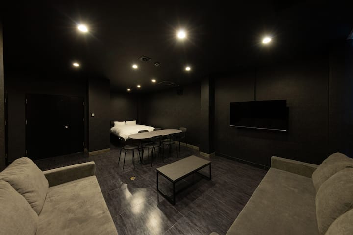 4名以上の家族におすすめ！お部屋の広さ90㎡最大8名1組貸切！温泉まで徒歩3分！ロケーション抜群 - Beppu