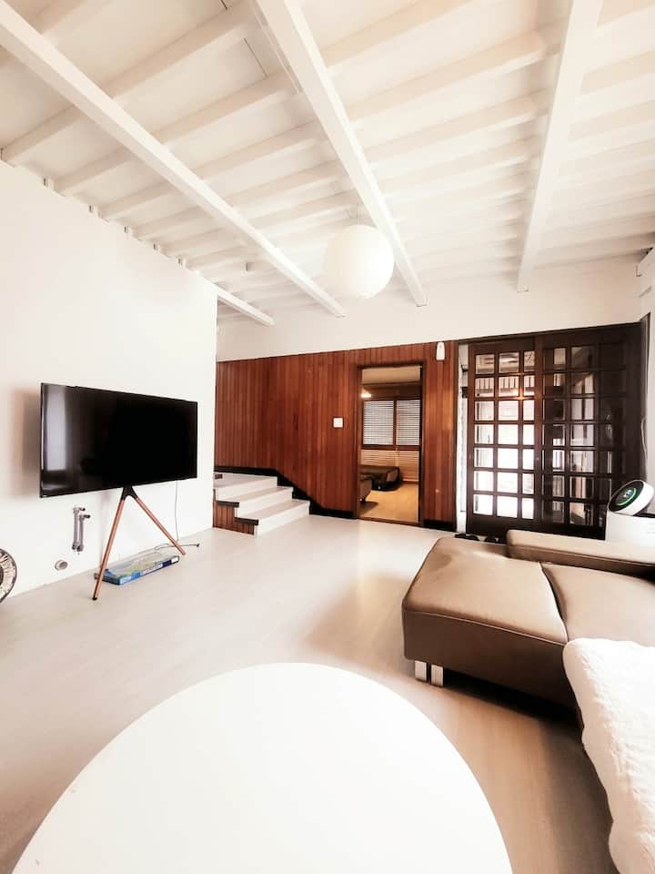 7br Hanok Stay | 100평/330㎡ | Private | Fire Pit - Seoul