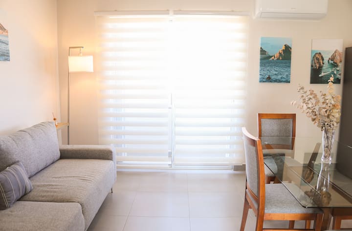 Cozy 2br Condo In Downtown Beach W/pool - Cabo San Lucas