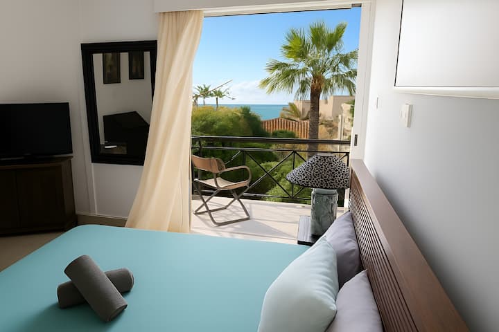 Sea View Beach House With Pool - Кипр