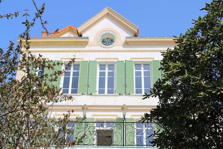 Villa De Charme Avec Vue Mer, Piscine, Extérieurs - Fréjus