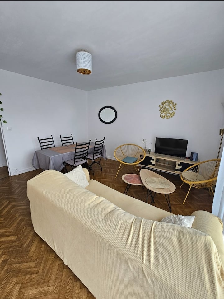 Appartement Confort T4 + Au Pied Des Transports - Nantes