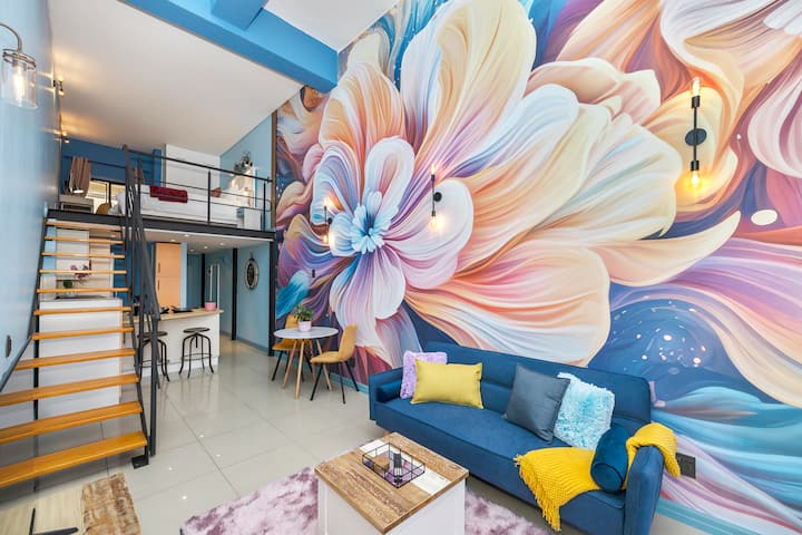 Loft In The Sky, Stunning View, Gym, Pool, Parking - Camps Bay