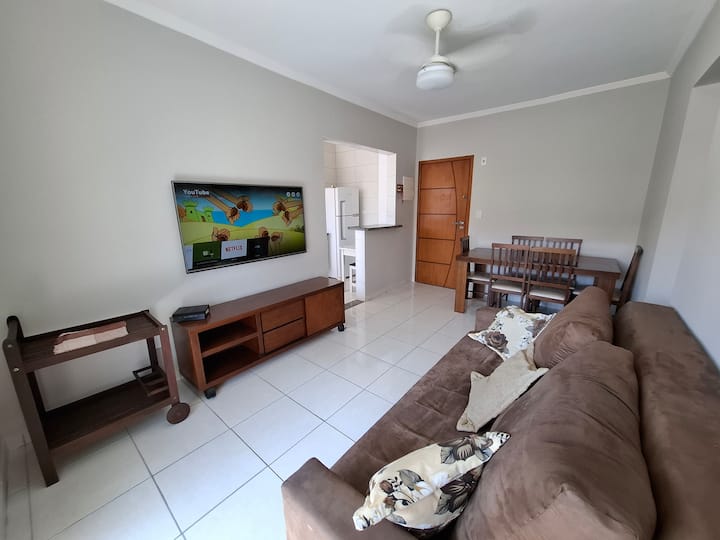 Apto 250m Praia C/ Ar Condicionado E Churrasqueira - Praia Grande