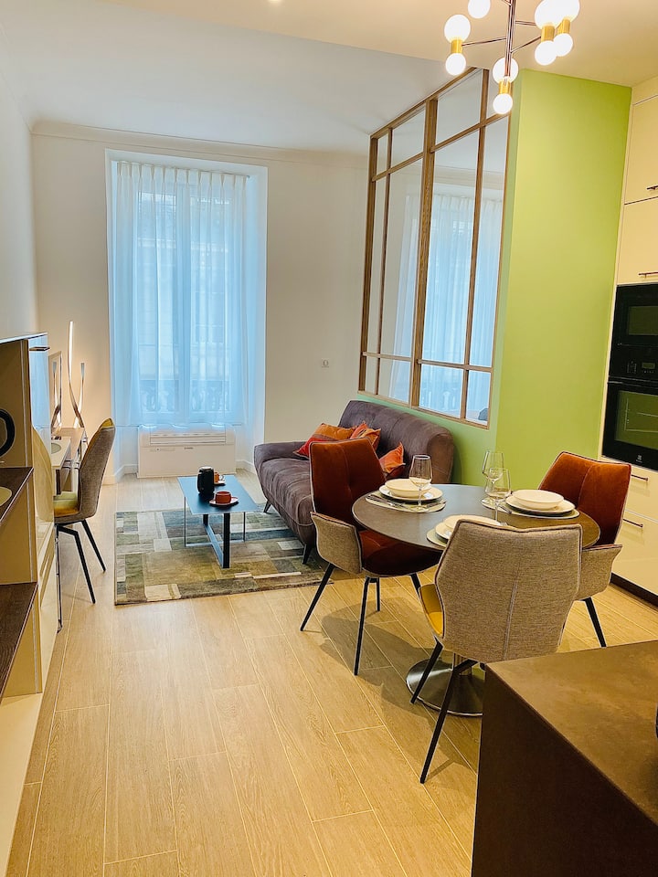 Superbe- Design- Hyper Central-wifi-clim - Nice