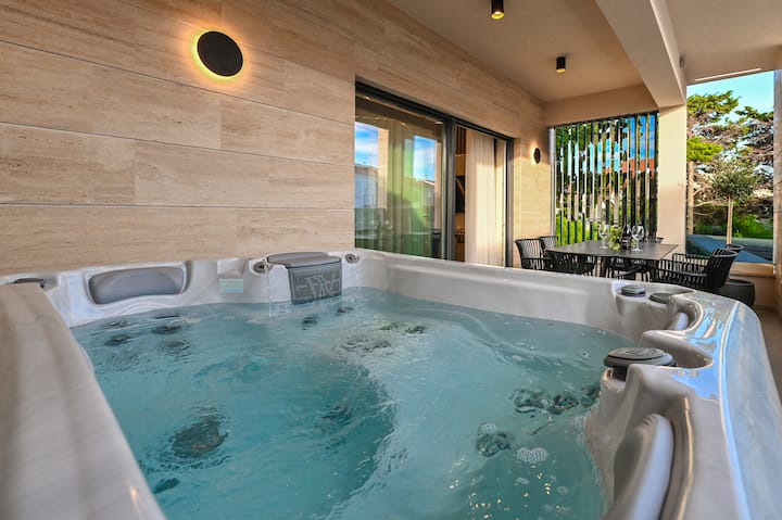 Apartment Olive 1 With Jacuzzi - Karlobag