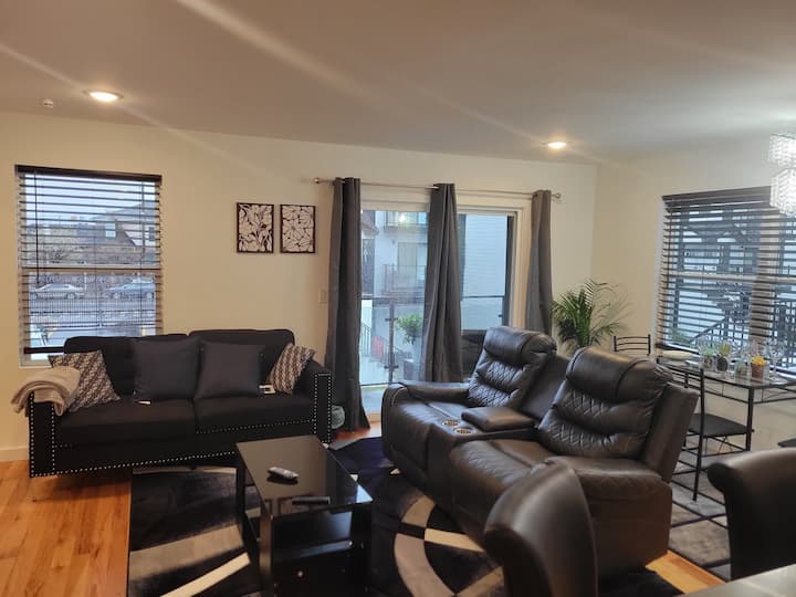 F&s Getaway Home - Staten Island, NY