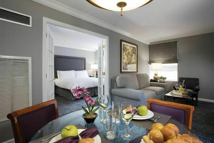 Christmas In Nyc, Rockefeller Center, Rockettes! - New York