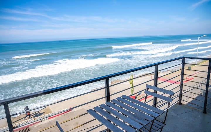 Paradise Escape: Beachfront Oasis - Playas de Tijuana