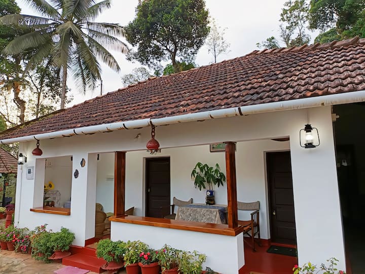 Cozy  Haven At The Blue Mountains Estate Stay - 코다구