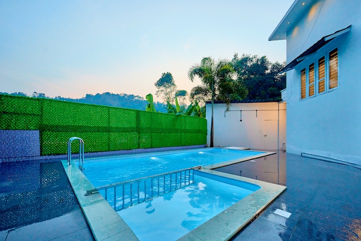 Entire 5 Bedroom Pool Villa In Munnar - Munnar