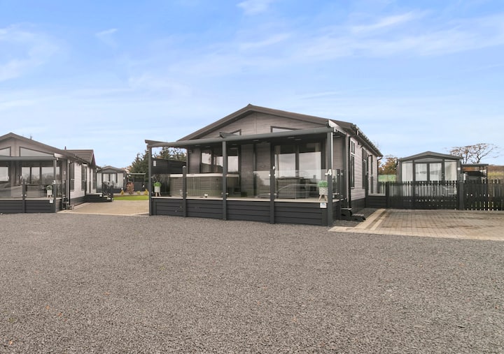 Luxury Lodge 4 With Hot Tub - Kilmarnock