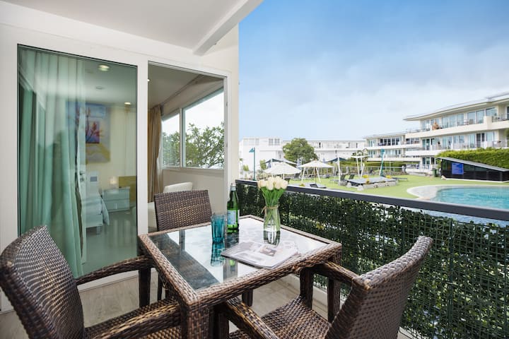 Lovely 2 Bed Apt - Balcony With Pool & Sea Views - Kata Beach