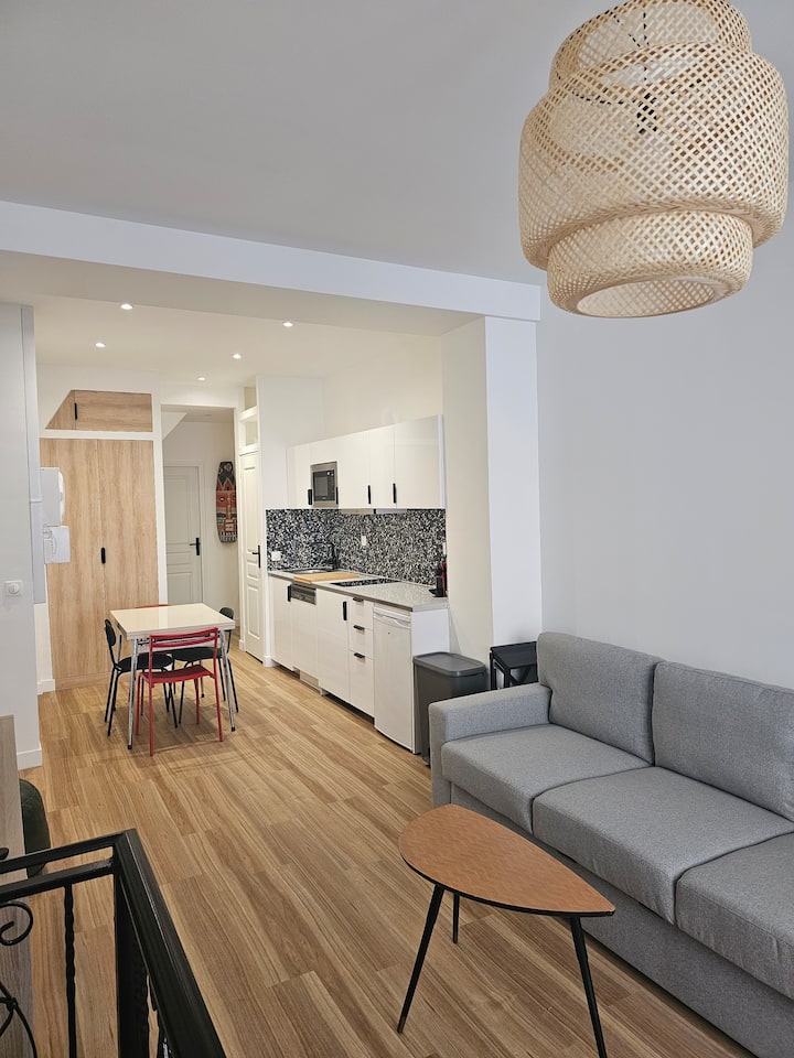 Chic Montmartre Apartment - Montmartre